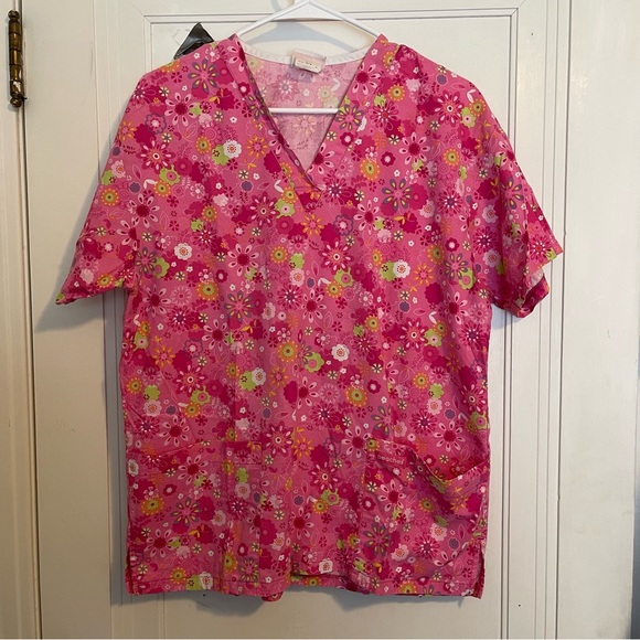 Peaches Uniforms | Tops | Peaches Scrub Uniform Medium | Poshmark